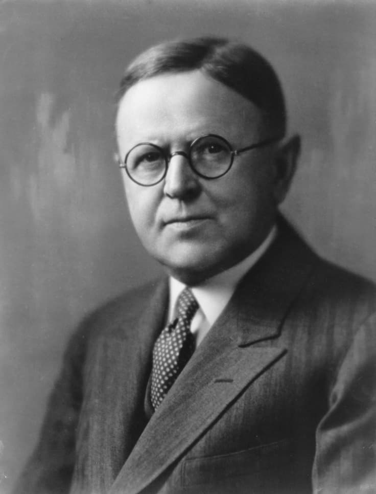 The Origins of Crab Louis, the NW’s Quintessential Salad - Davenport Hotel